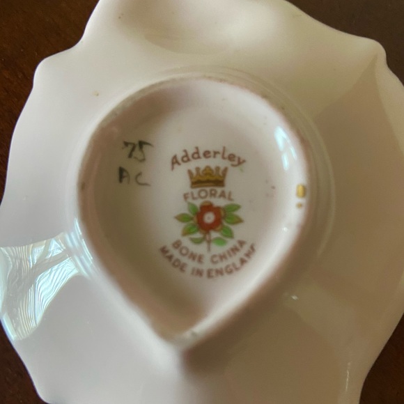 Adderley | Accents | Adderley Bone China Made In England Pink Leaf Dish ...